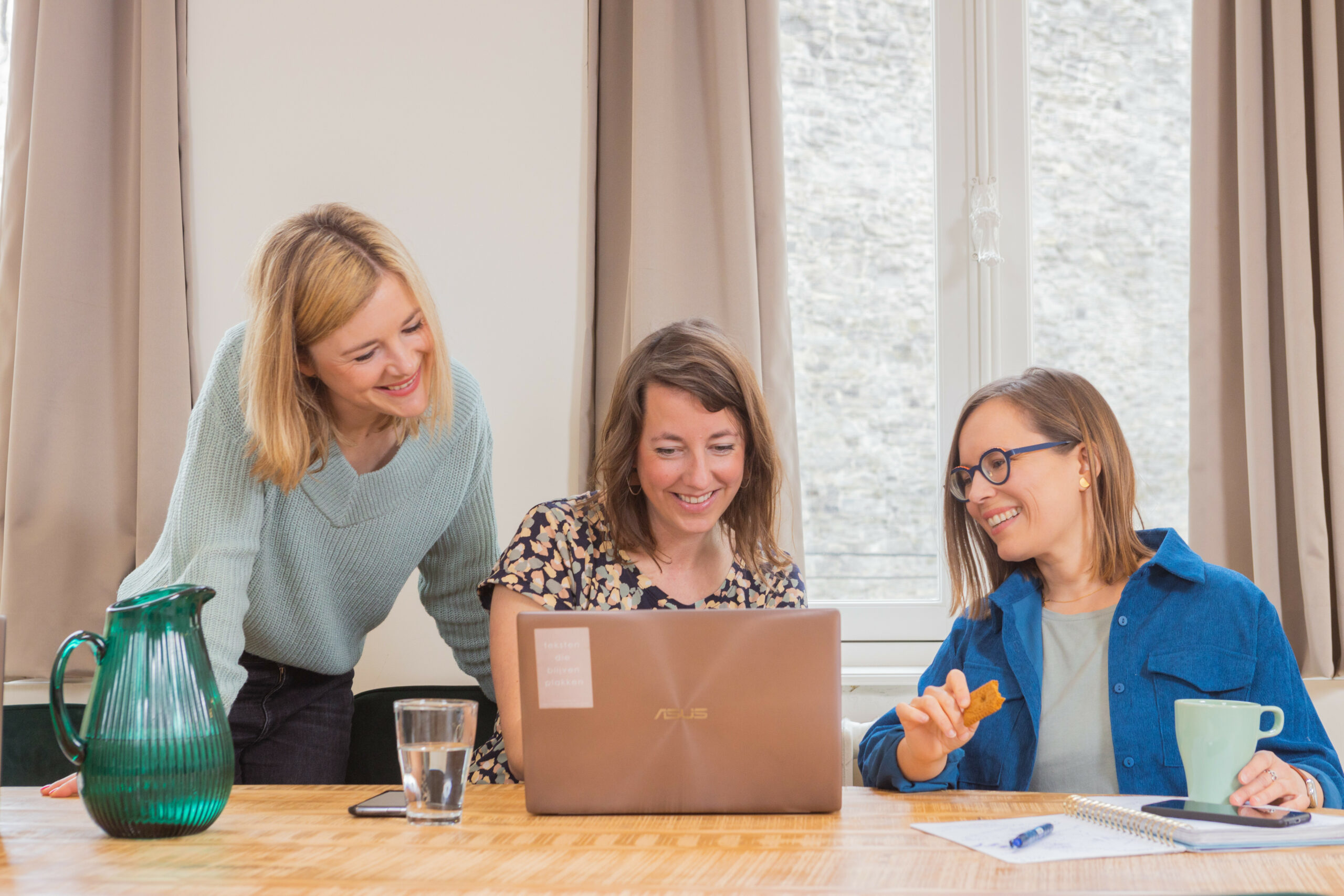 WAT = Working Apart Together | Freelance copywriter | Linde Jacobs